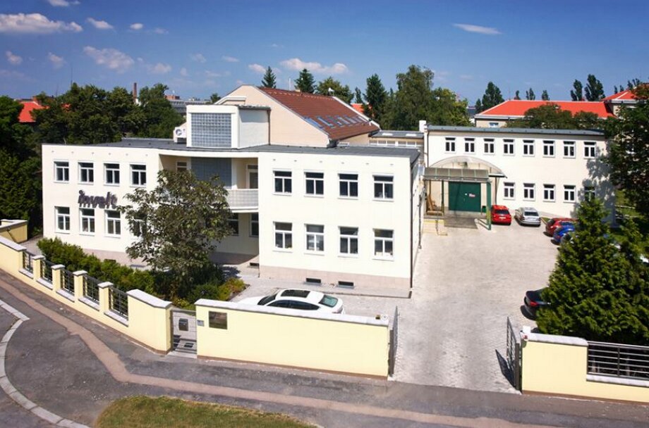 Sanayi ekipmanları firmaları Invelt - Elektro S. R. O., Pilsen, foto