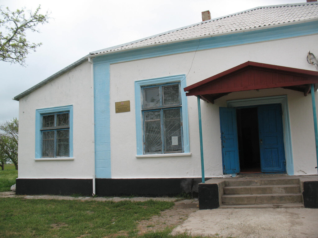 Kütüphaneler Великосельская библиотека-филиал № 21, Kırım Cumhuriyeti, foto