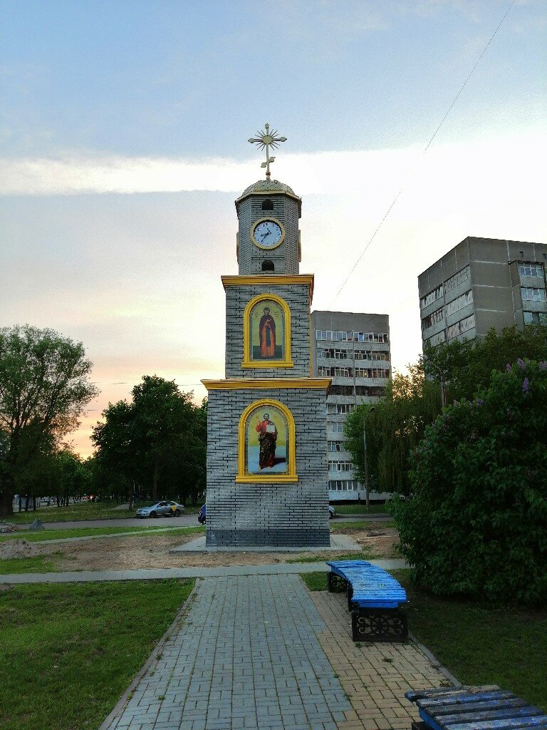Şapel, haç anıtı Часовня Добровест, Gomel, foto