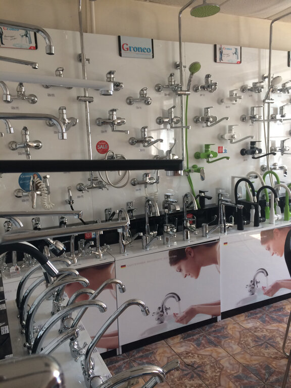 Banyo ve klozet ekipman ve aksesuarları üreticileri Groneo, Moskova ve Moskovskaya oblastı, foto