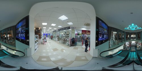Alışveriş merkezleri Пятая Авеню, Goriaçi Kliuç, foto