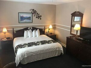 Kalispell Grand Hotel (United States Route 93), otel  Kalispell'den