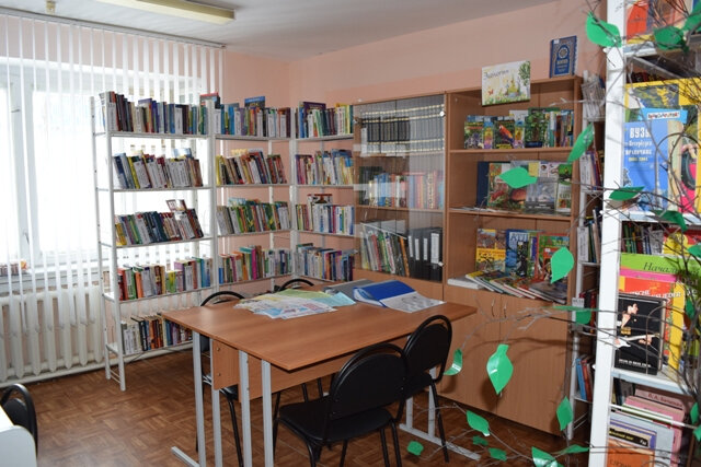 Kütüphaneler Модельная сельская библиотека в п. Сорум, Hantı‑Mansi Özerk Okrugu, foto