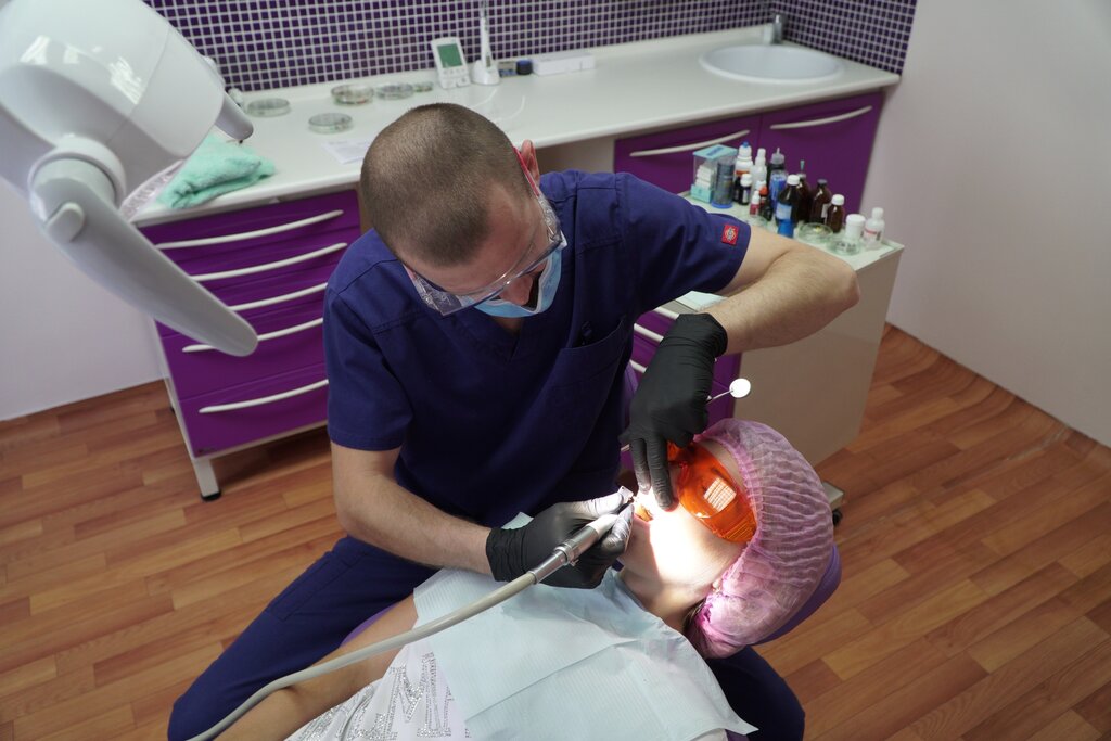 Özel ağız ve diş sağlığı klinikleri ve muayenehaneleri Denti Belli, Krasnoyarsk, foto