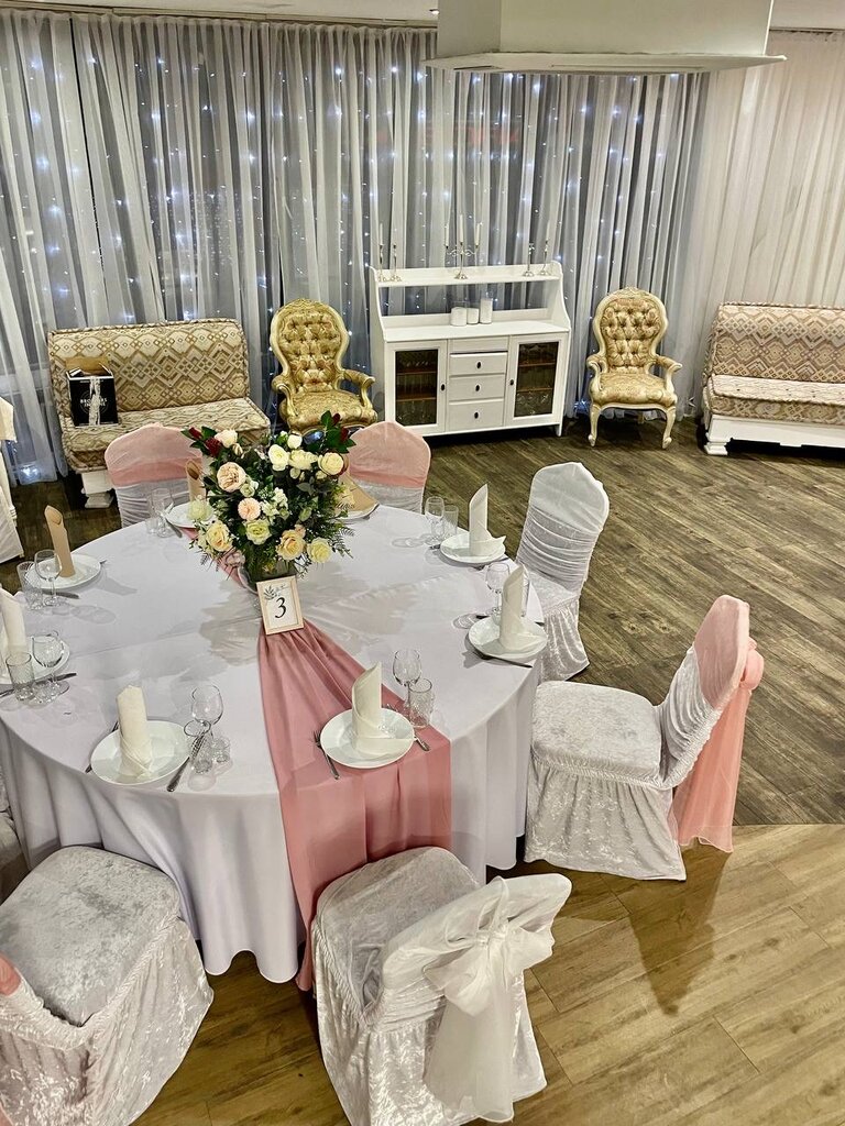 Düğün, toplantı salonu Премьер у Фонтана, Novosibirsk, foto
