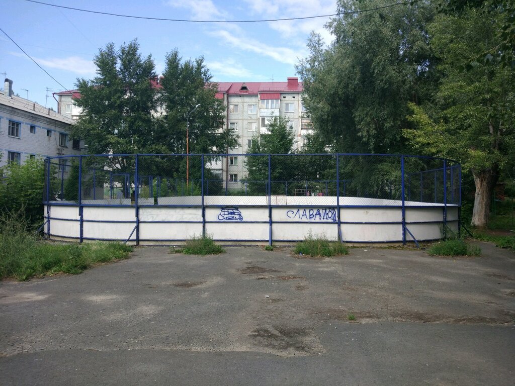 Spor alanı Хоккейная коробка, Tiumen, foto