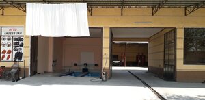 Auto Service (Teraktagi ko'chasi No:4, Margilan), otomobil servisi  Mergilân'dan