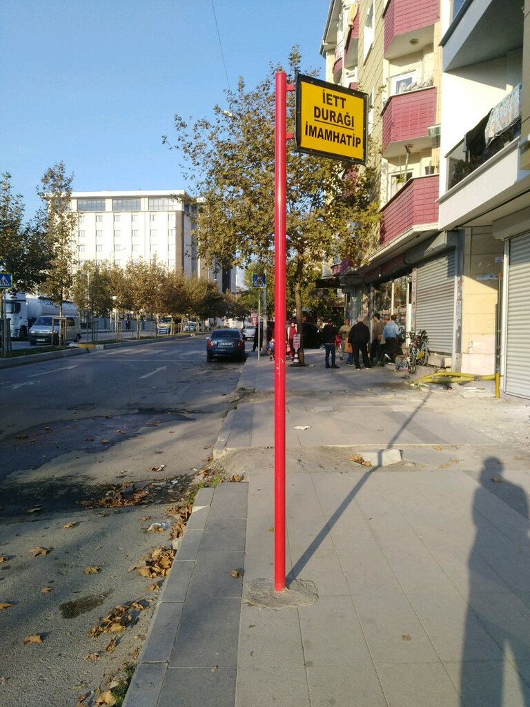 Toplu taşıma durağı İett Duragı - İmamhatip, İstanbul, foto