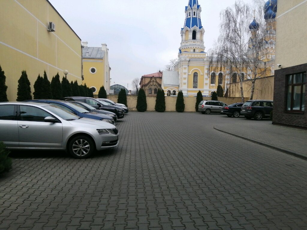 Otoparklar Автомобильная парковка, Brest, foto
