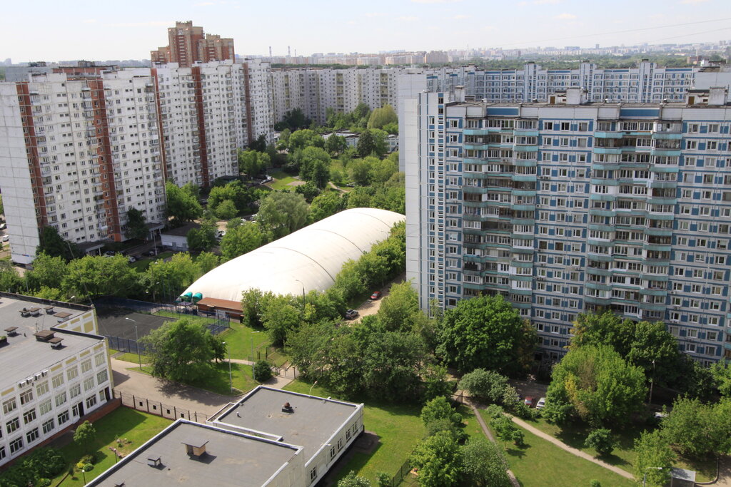 Tenis kulüpleri ve kortları Tsentr obrazovaniya Tsaritsyno № 548 Tennisny klub, Moskova, foto
