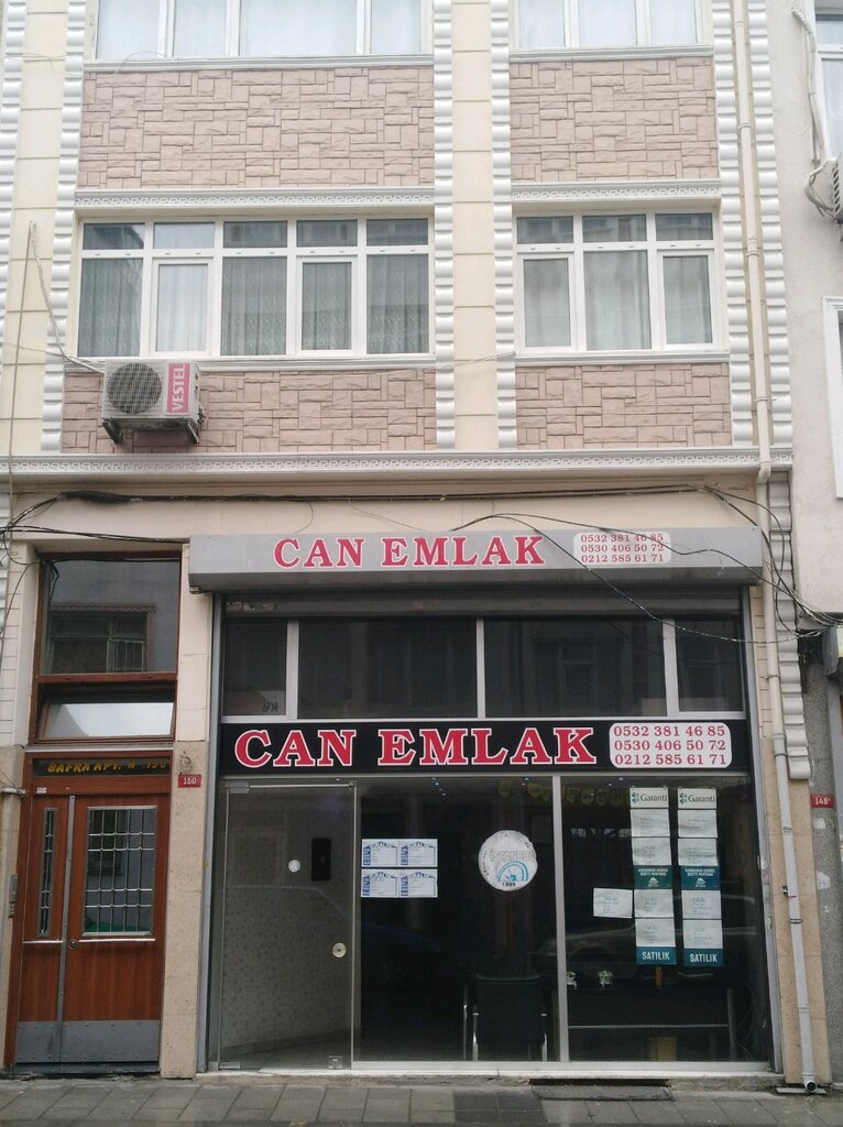 Emlak ofisi Can Emlak, İstanbul, foto