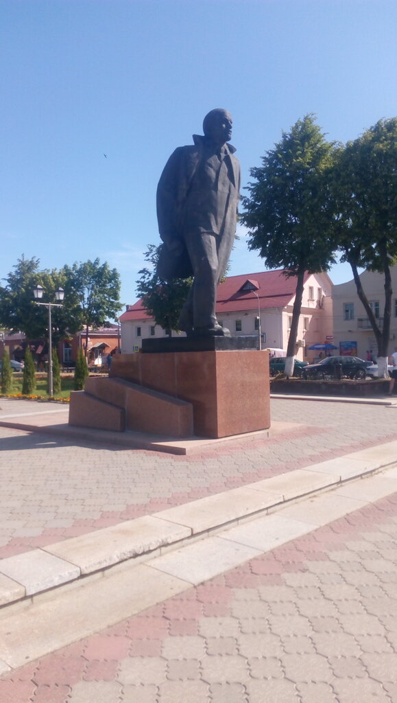 Anıt, heykel В.И. Ленин, Pastavy, foto