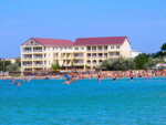 Pansionat U Aliny (Почтовая улица No:37Б, посёлок городского типа Черноморское), otel  Kırım Cumhuriyeti'nden