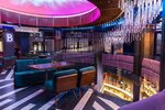 Razzle Dazzle (Mykhaila Hrushevskoho Street No:9Б), restoran  Kiev'den