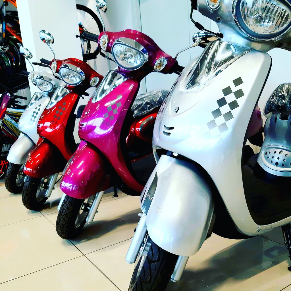 Motosiklet satışı Avm, Novosibirsk, foto