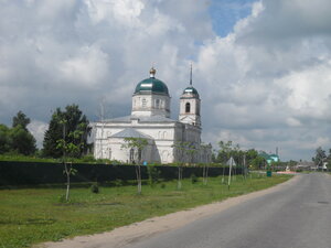Церковь Троицы Живоначальной (Lipetsk Region, Dobrovskiy munitsipalny okrug, selo Bolshoy Khomutets), ortodoks kiliseleri  Lipetskaya oblastından