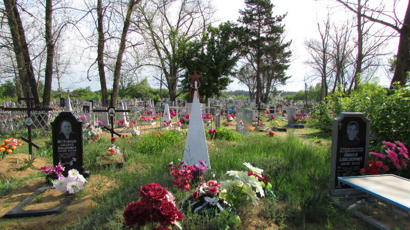 Anıt, heykel Братская могила, Voronejskaya oblastı, foto