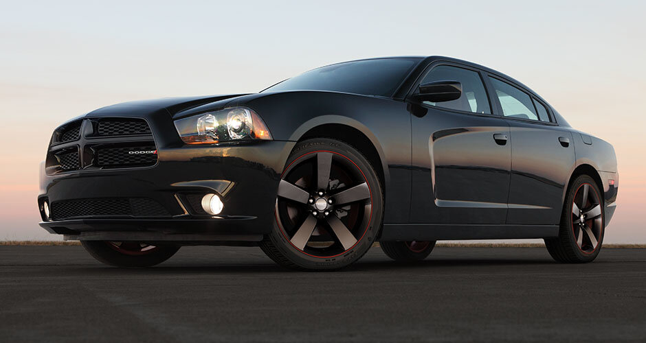 Kamyon ve ağır vasıta satış ve servis firmaları Gladstone Dodge Chrysler Jeep & Ram, Kansas City, foto