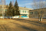 Еланская средняя общеобразовательная школа (Shkolnaya ulitsa No:23, selo Yelan), ortaokul  Buriatya'dan