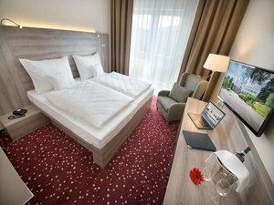 Ea Hotel Kraskov (Pardubický kraj, Chrudim, Tremosnice), otel  Pardubice Bölgesi'den