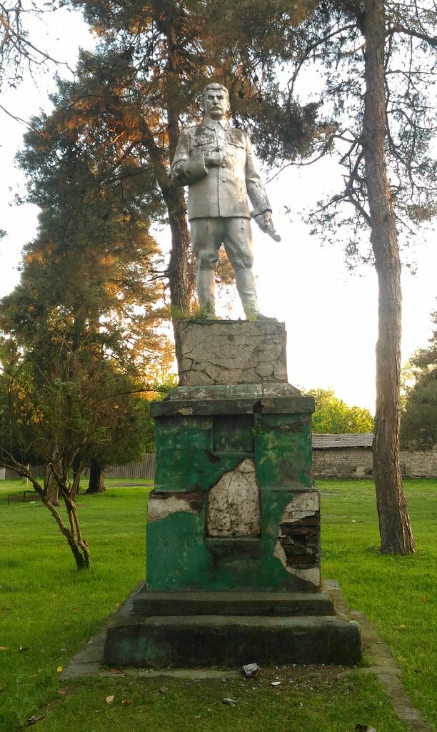 Anıt, heykel Stalin, Kah Rayonu, foto