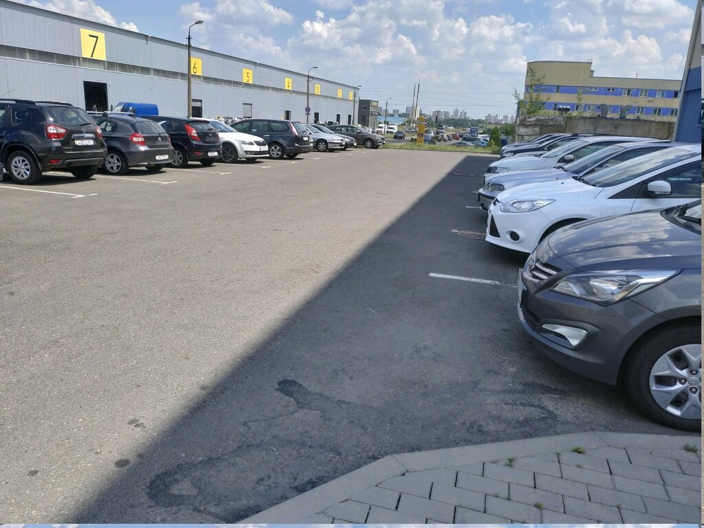 Otoparklar Car park, Minsk, foto