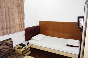 Fabhotel Akash Ganga (State of West Bengal, Kolkata, Park Circus), otel  Kalküta'dan