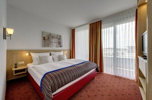 Best Western Plus Hotel Papenburg (Lower Saxony, Emsland, Papenburg, Hauptkanal Rechts), otel  Papenburg'dan