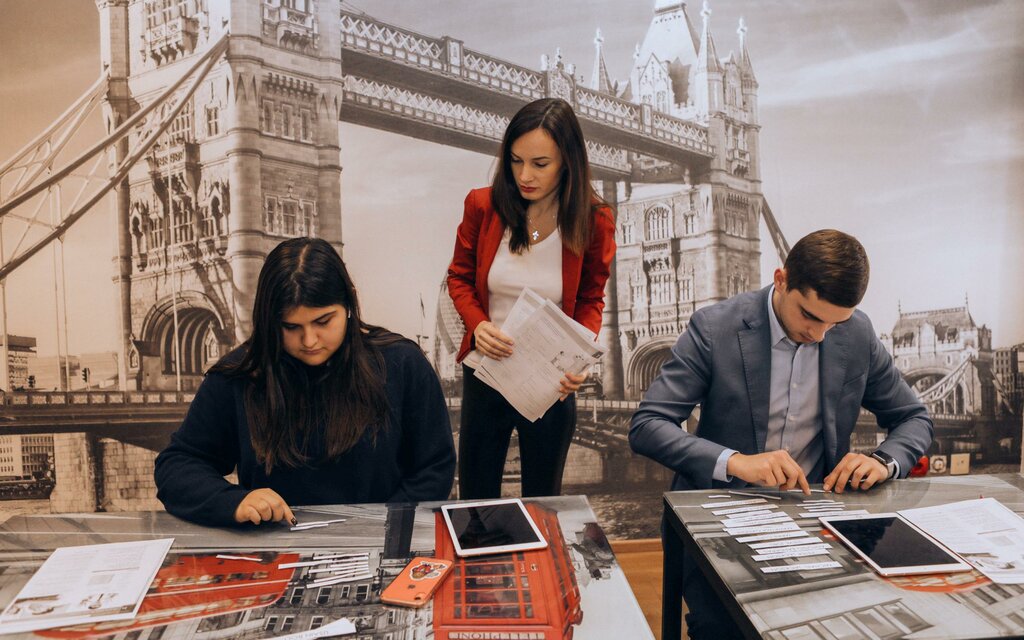 Yabancı dil kursları Foreign language courses Smart Language School, Moskova, foto