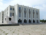 Drama Theatre (Pervostroiteley Avenue No:11), tiyatrolar  Komsomolsk‑at‑Amur'dan