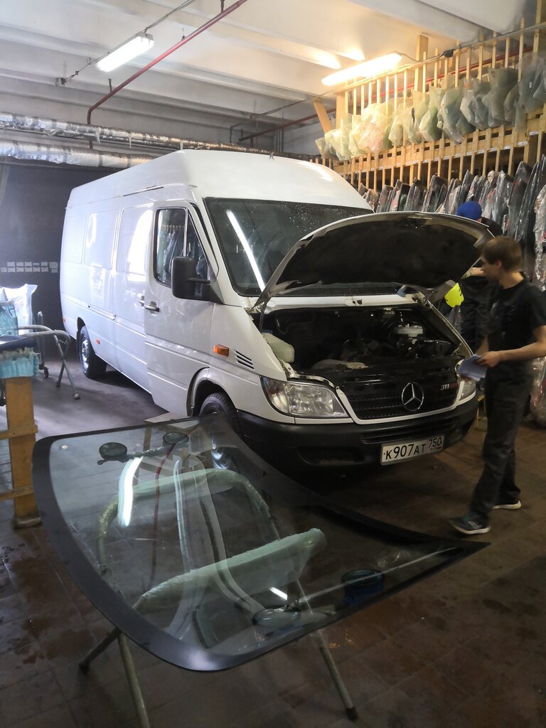 Otomobil camları Steklo Car, Moskova, foto