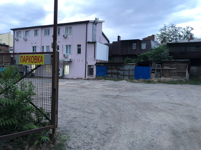 Otoparklar Avtomobilnaya parkovka, Rostov‑na‑Donu, foto