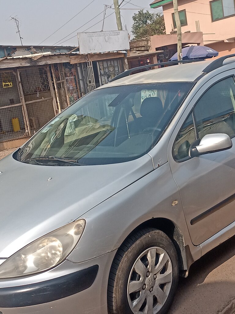 Güzellik salonu Kath beauty salon, Akra, foto