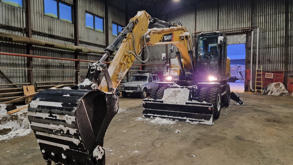 i̇nşaat ekipmanı kiralama Подкова, Kostomucsha, foto