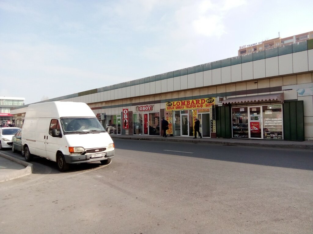 Rehincilik Lombard, Bakü, foto
