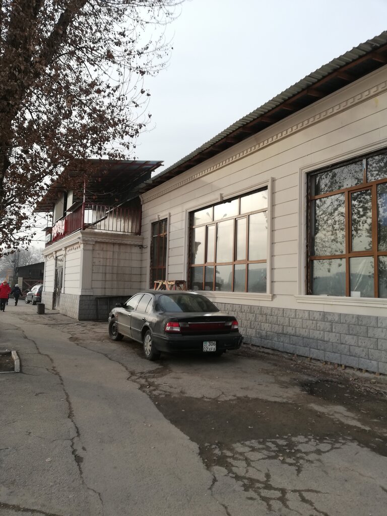 Gece kulüpleri Black Bar, Almatı, foto