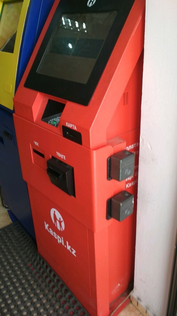 Ödeme terminali Kaspi Bank, Almatı, foto