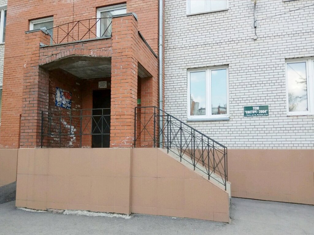 Bina, site yönetimi TSZh Svetoch 2004, Omsk, foto