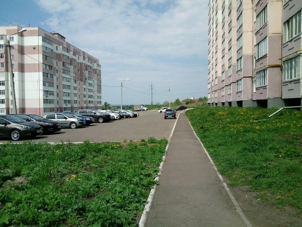 Otoparklar Parking lot, Saransk, foto