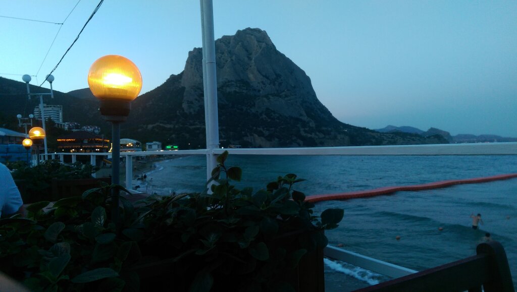 Kafe Парадиз Paradise, Kırım Cumhuriyeti, foto