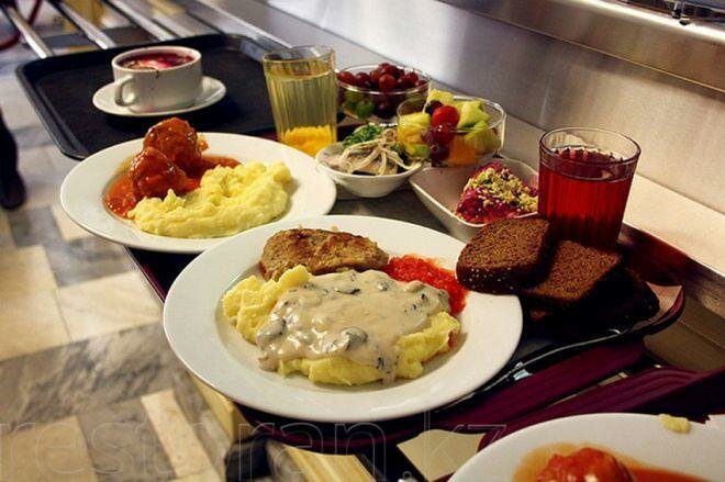Kafe Гульсарай, Almatı, foto