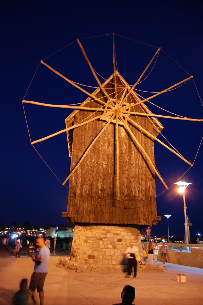 Turistik yerler Old Nessebar Windmill, Misivri (Nesebır), foto
