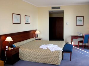 Hotel Dom Manuel (Braga, Fafe, Avenida 5 de Outubro, 27), otel  Braga'dan