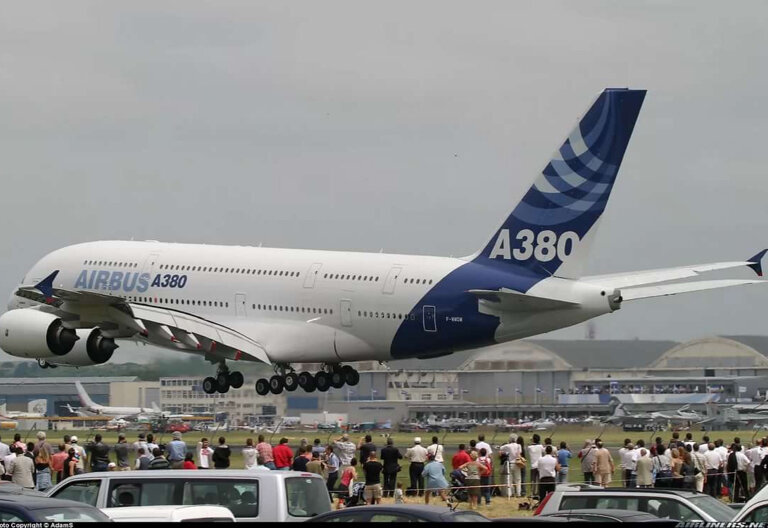 Havaalanları Aéroport de Toulouse-Blagnac, , foto