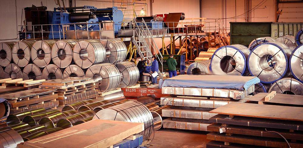 Çatı ve çatı materyalleri Arsenal-Stal-Sahalinsk, Sakhalinsk, foto