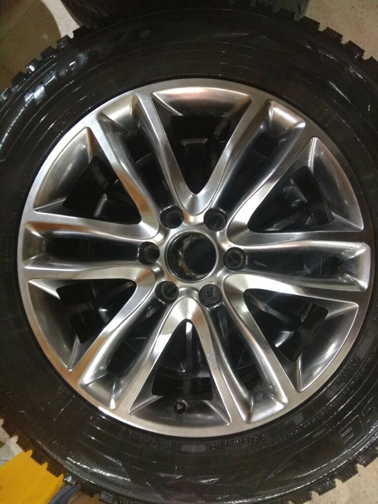 Oto lastik tamiri Tire service Motor, Komi, foto