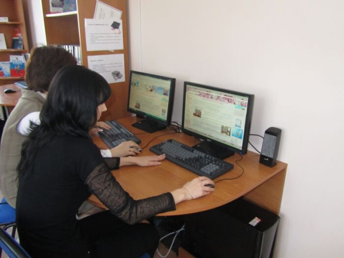 Kütüphaneler Модельная библиотека семейного чтения посёлок Чистогорский, , foto