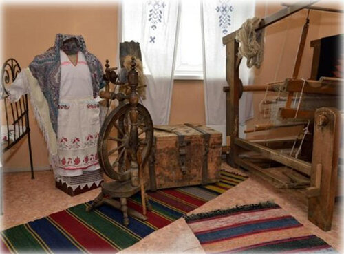 Müzeler ve sanat galerileri Mbu kultury Krapivinsky rayonny krayevedchesky muzey, , foto