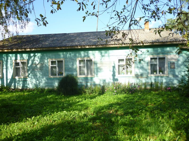 Kütüphaneler Vozhgalskaya selskaya biblioteka imeni F. I. Shalyapina Mu, Kirovskaya oblastı, foto