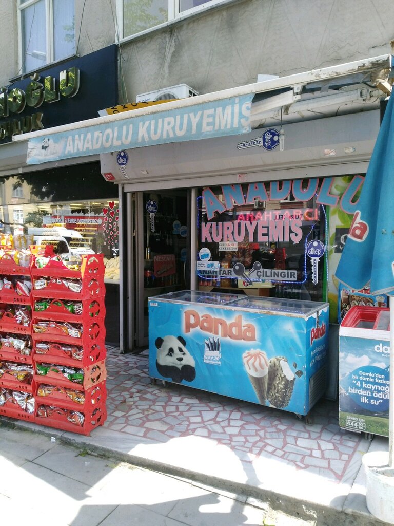 Kuruyemiş, atıştırmalık, kuru meyve Anadolu Kuruyemiş, İstanbul, foto